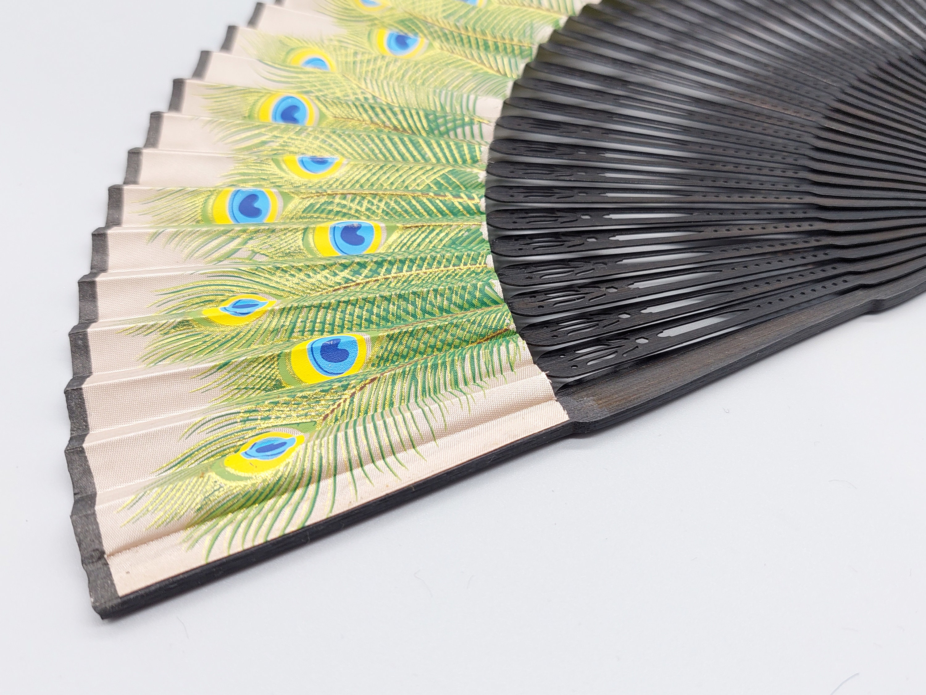 Beige With Peacock Feather Hand Bamboo Fan //folding Fan, Tea Party ...