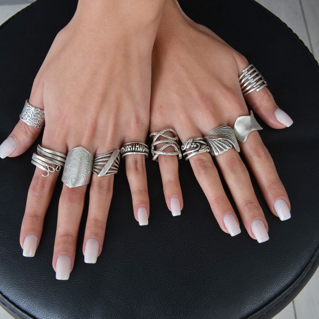 Women's Silver Twisted Rope Open Ring, Ethnic Style Engraved Band Ring ...