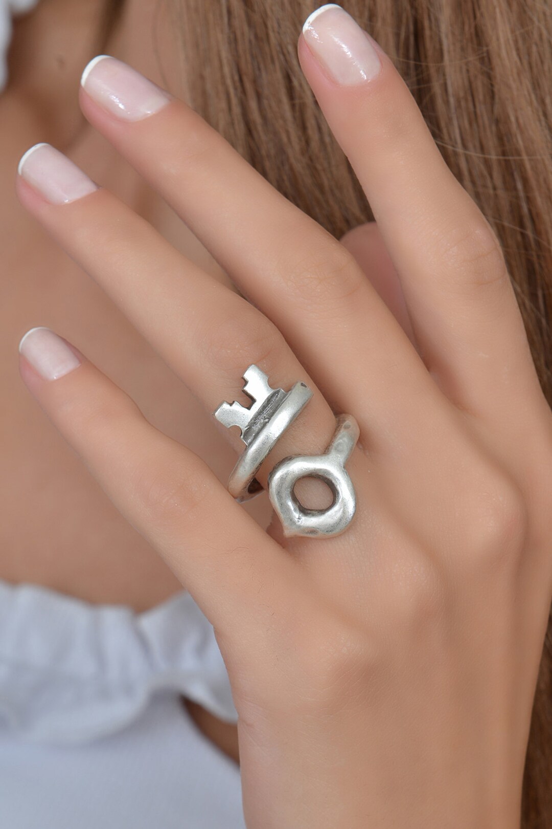 Key Patterned Woman Adjustable Silver Ring, Hammered Ring, Modern ...