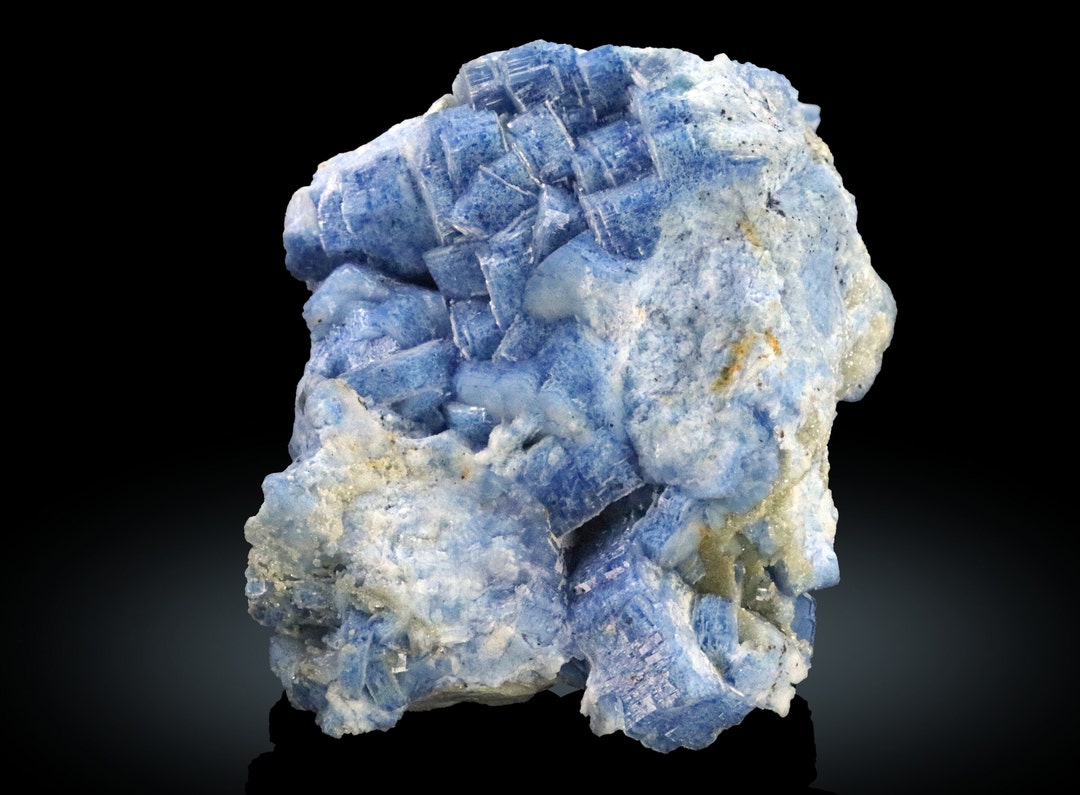 81 Gm High-quality Cesium and Alkali Rich Beryl Crystal on Matrix, 7x4 ...