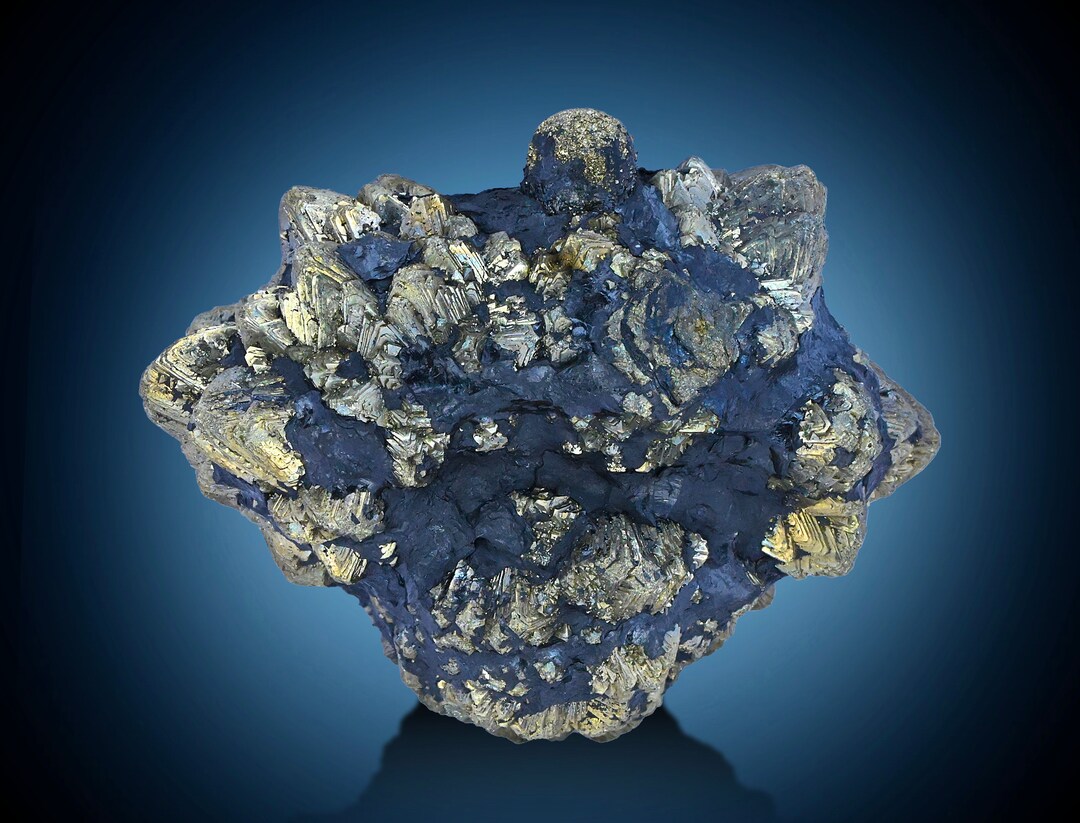 196 Gram Beautiful Pyrite Flower Aesthetic Crystal, 6.2x4.5x3.2 Cm ...