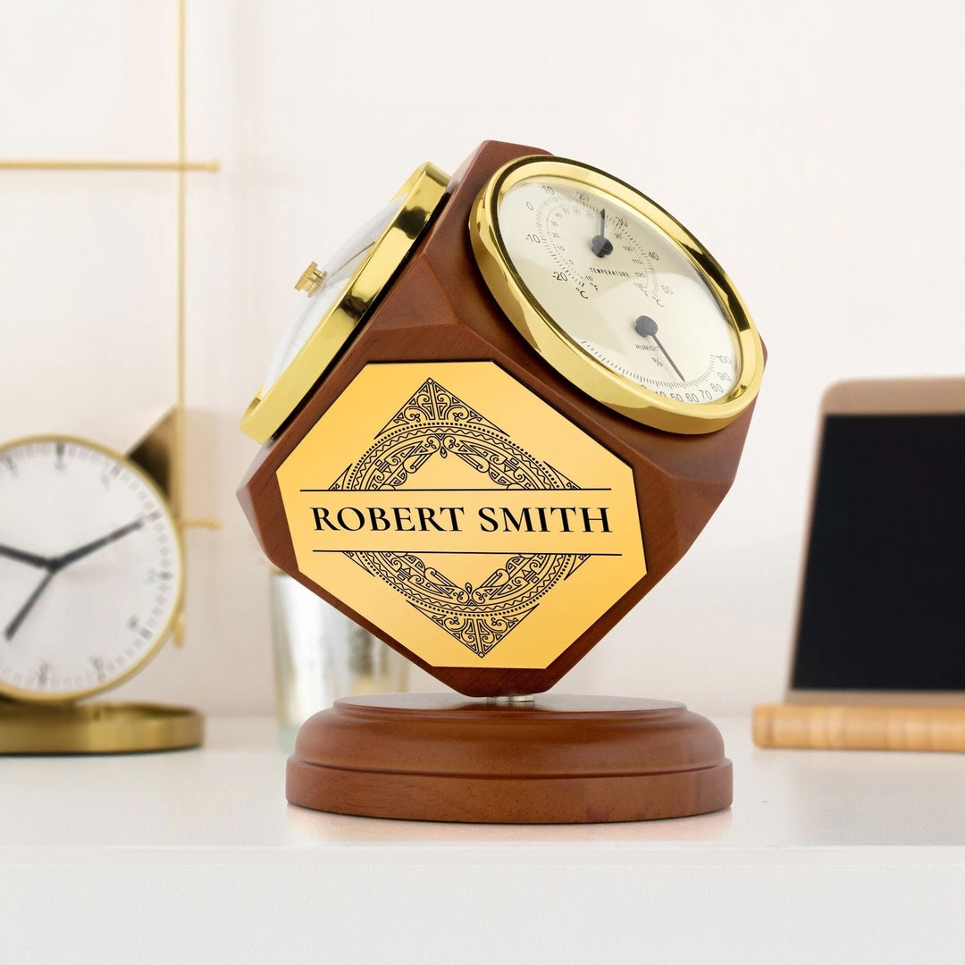 Personalized Weather Station: Thermometer, Clock, Barometer and ...