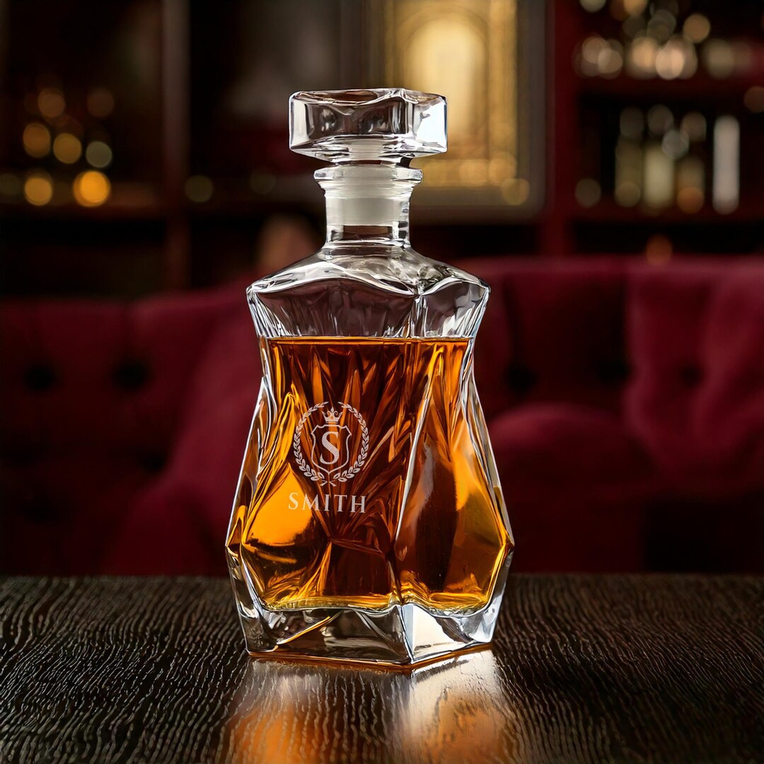 Engraved Whiskey Decanter With Name | Best Man Gift, Boyfriend Gift ...