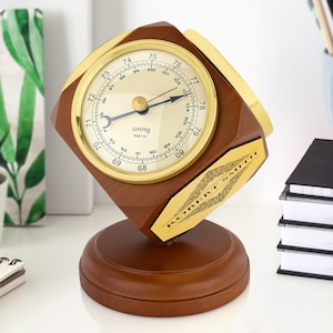 Personalized Weather Station: Thermometer, Clock, Barometer and ...