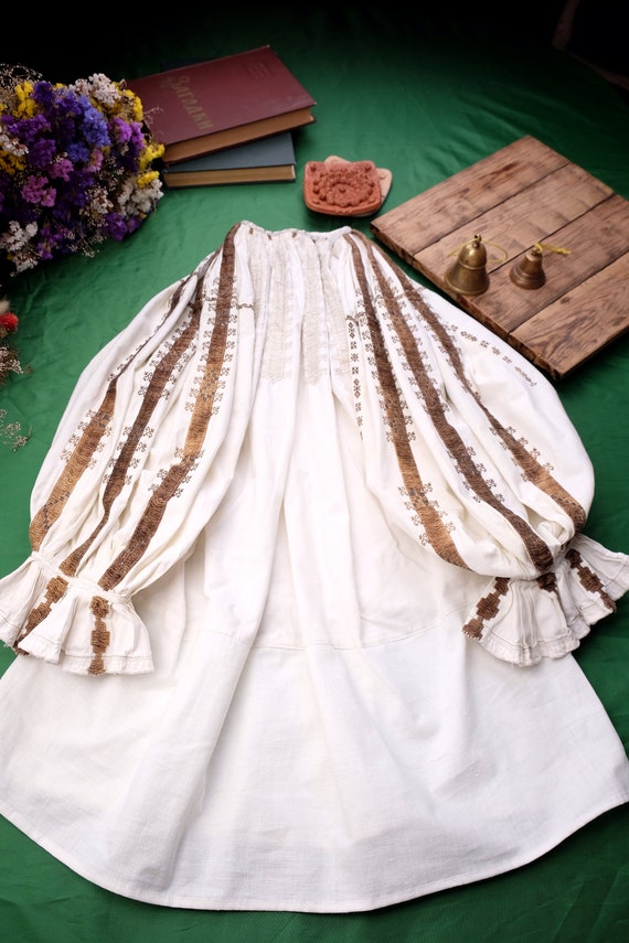 antique romanian blouse - Gem