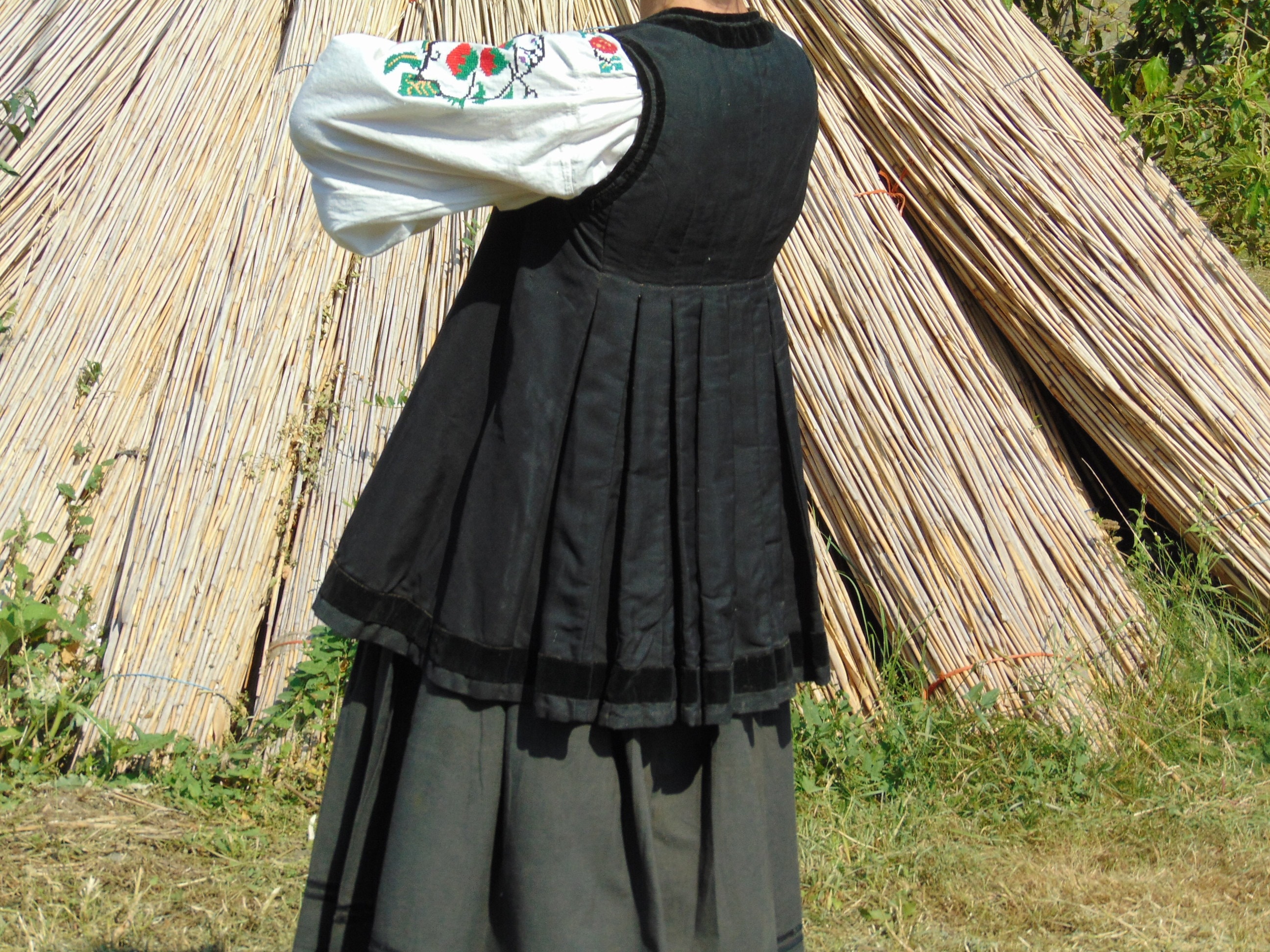 Antique Ukrainian vest Beautiful decoration Velvet decoratoin | Etsy