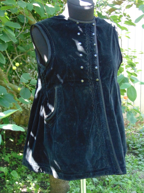 Antique velvet vest Black velvet vest Aristocratic ve… - Gem