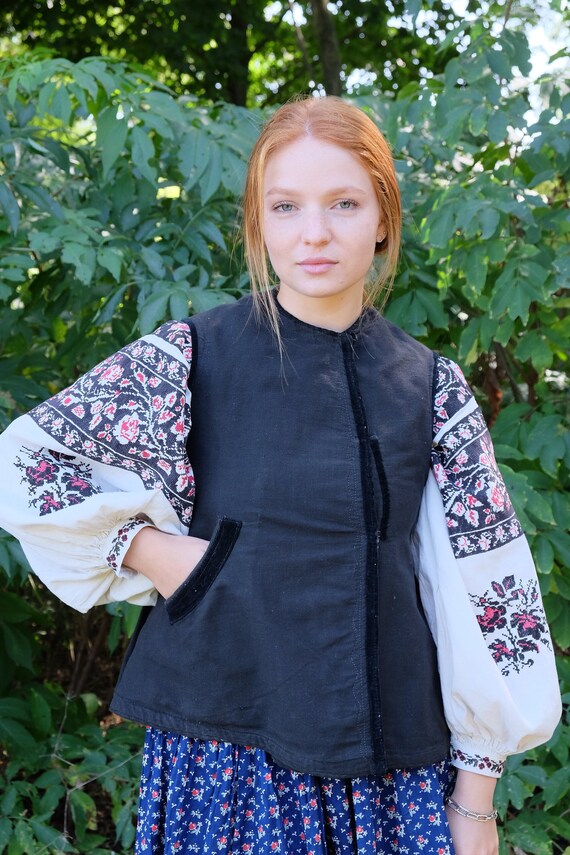 Antique Ukrainian vest - Traditional Ukrainian sleeve… - Gem