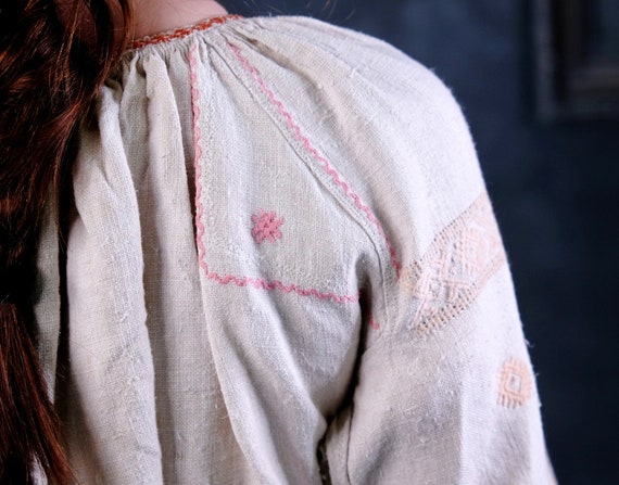 Rare PEACH EMBROIDERY Rare color Natural dye embroide… - Gem