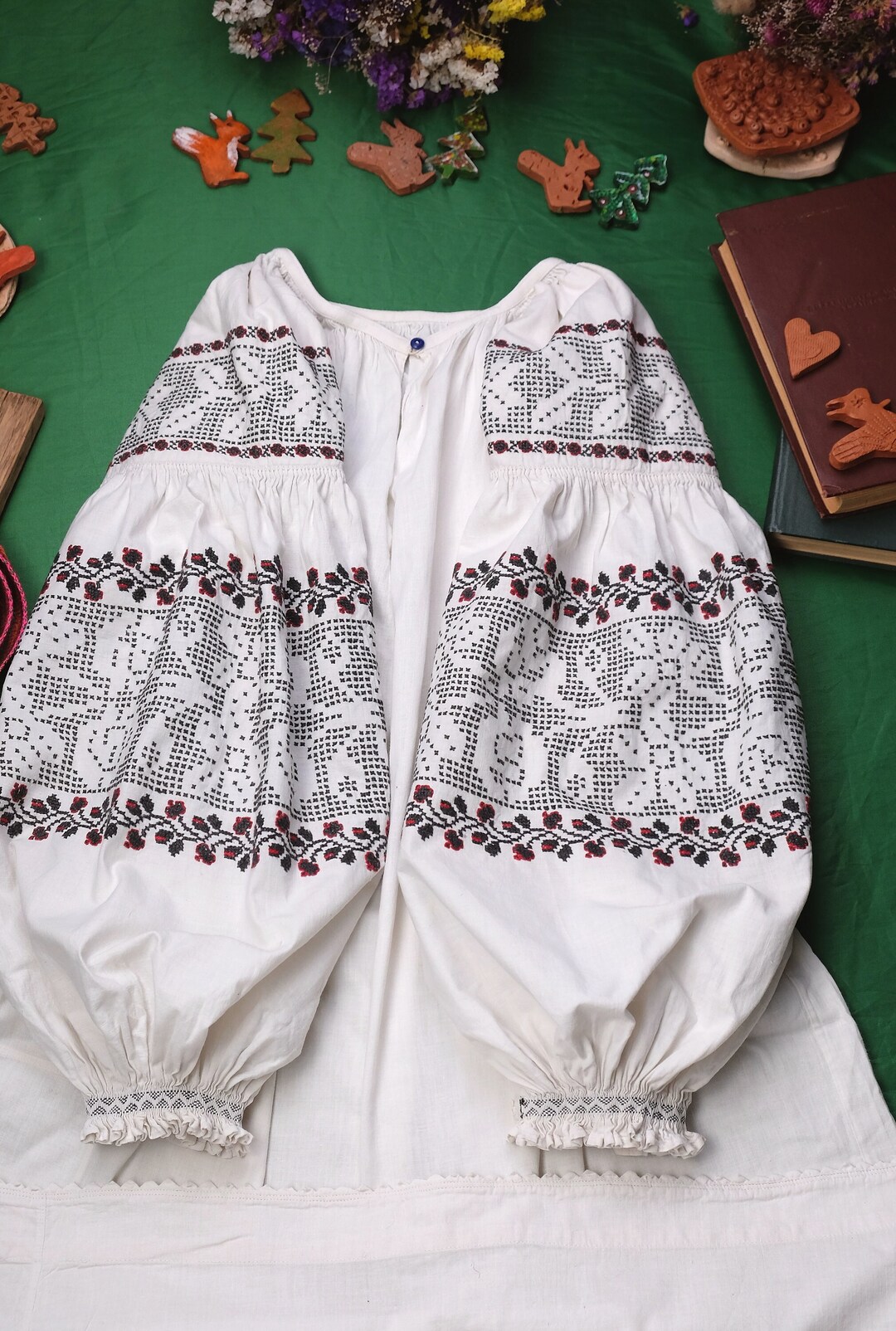 Antique Rare Dress Black ombanka Embrodiery Black Embroidering Antique ...