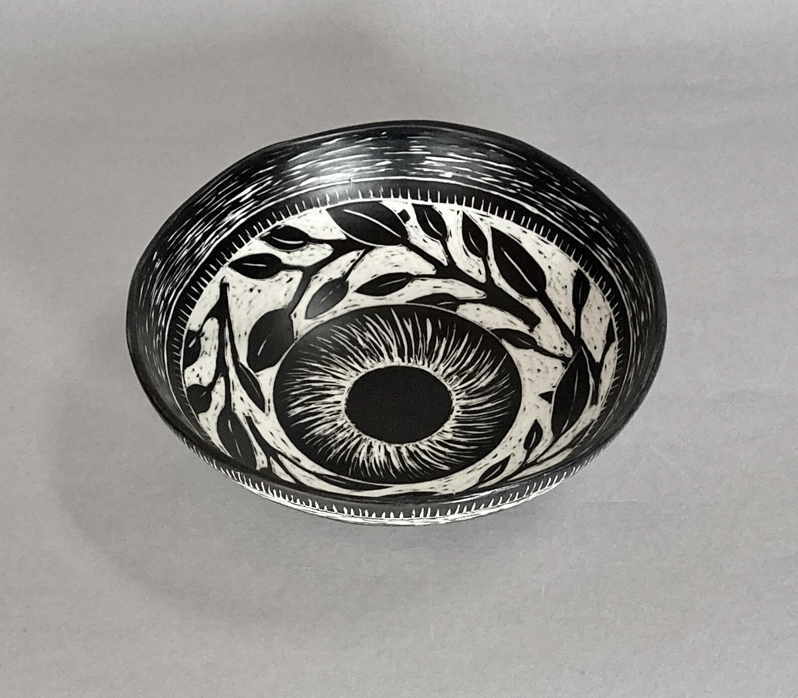 Sgraffito Bowl: Black & White Circular Carved Leaf and Twig Design - Etsy
