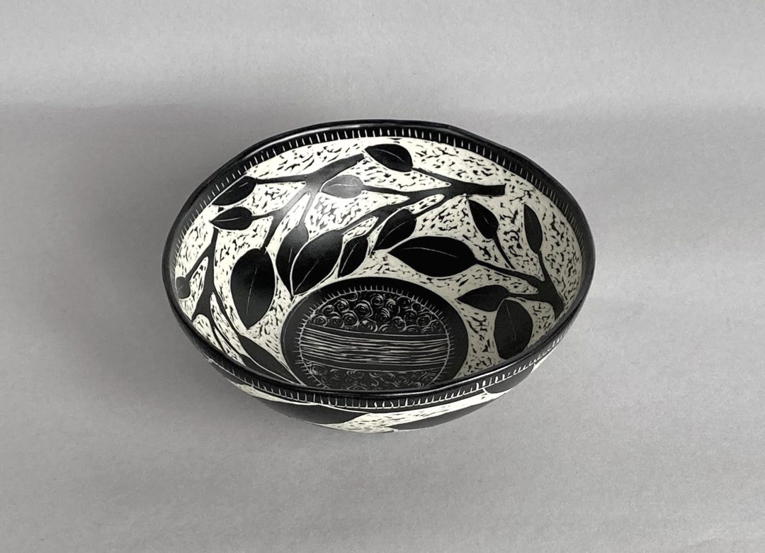 Sgraffito Bowl With Black and White Leaves Designed With a Band of ...