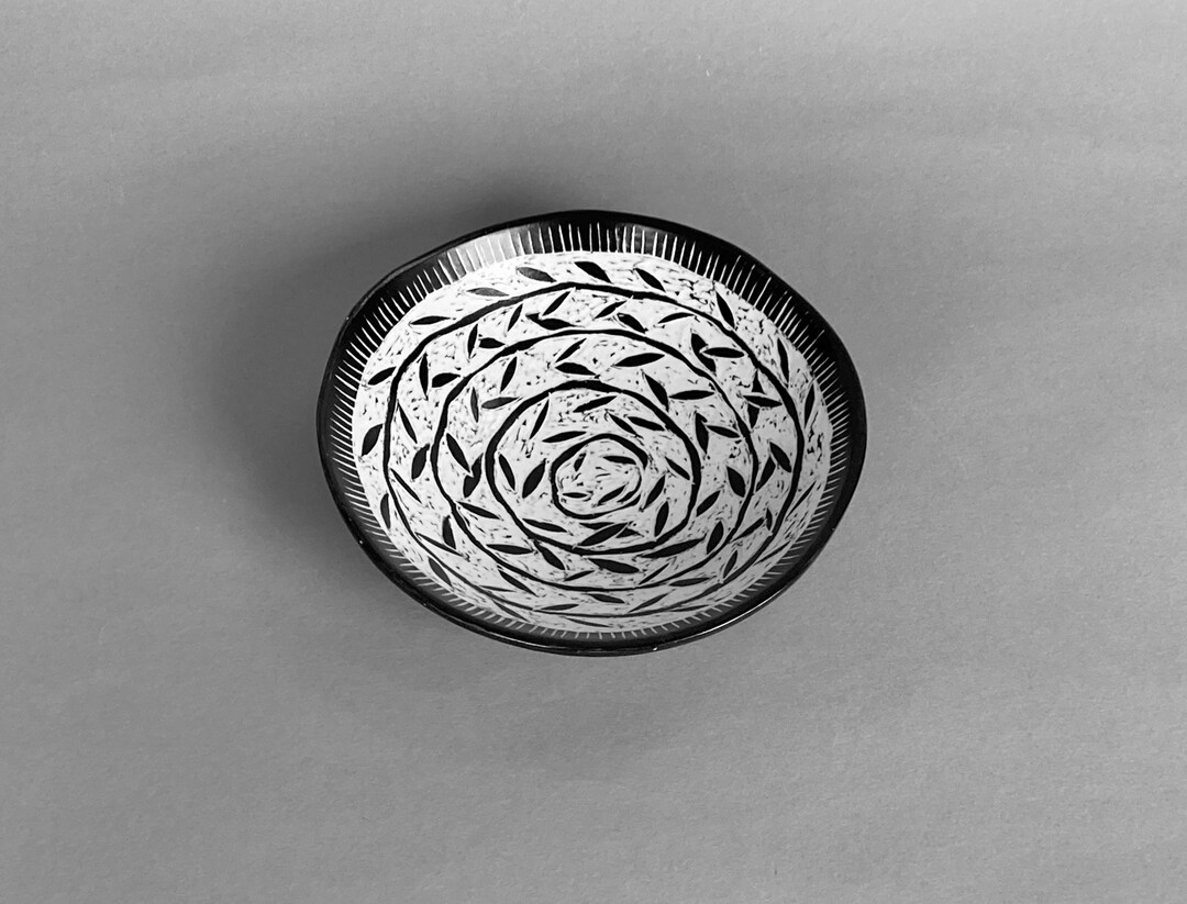 Sgraffito Bowl With a Swirl of Black and White Stems - Etsy