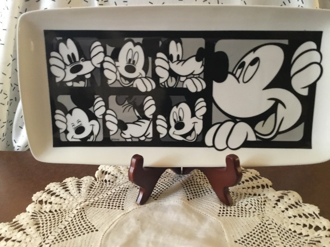 Disney. Serving Tray Featuring. Micky Mouse and Goofy - Etsy