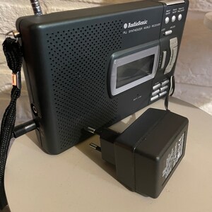 Vintage 2000s World Radio by Audiosonic in Box - Etsy