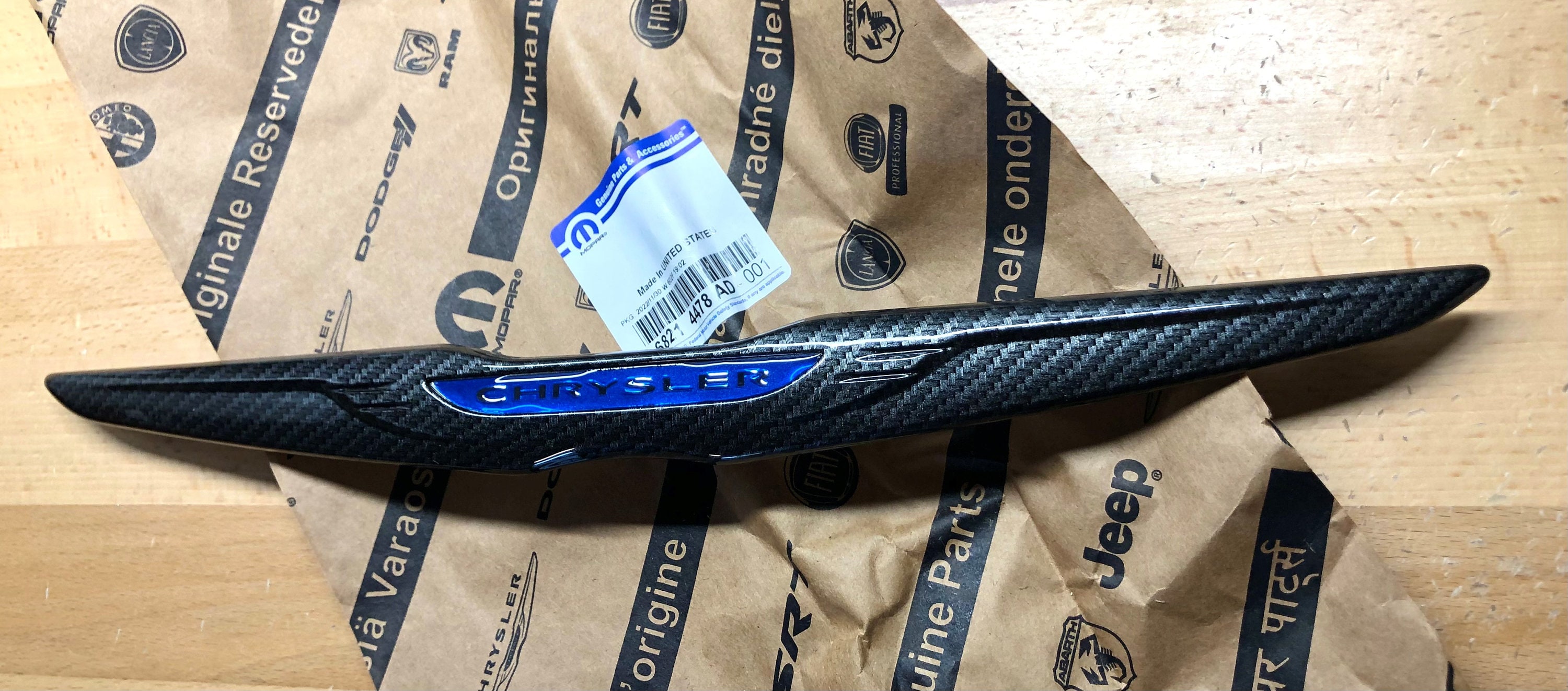 Chrysler 300 Black w/ Blue Carbon Fiber Grille Emblem 15-22 Badge OEM ...