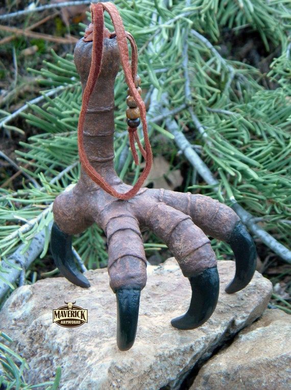 Hawk Talon TrinketGood Luck charm Collectibles Memorabilia etna.com.pe