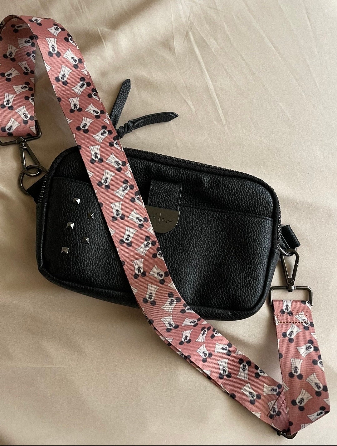 Spooky Ghost Mouse Bag Strap - Etsy