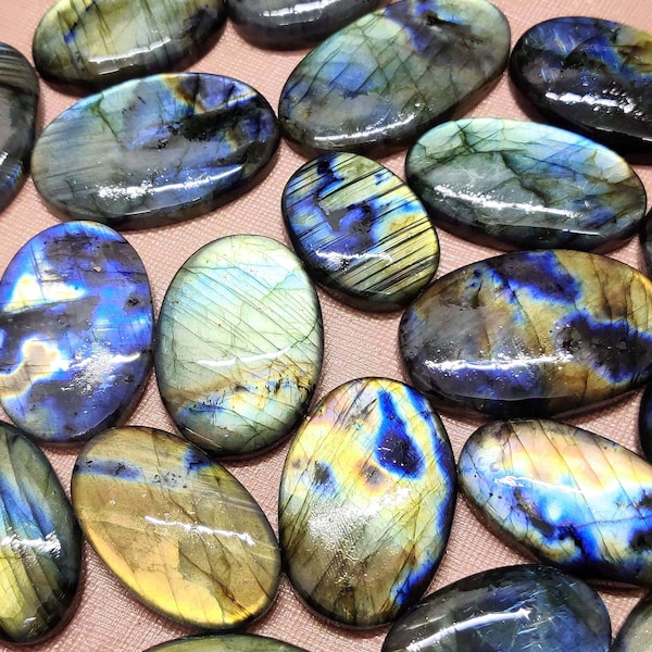 Rainbow Labradorite Palm Stone - Etsy