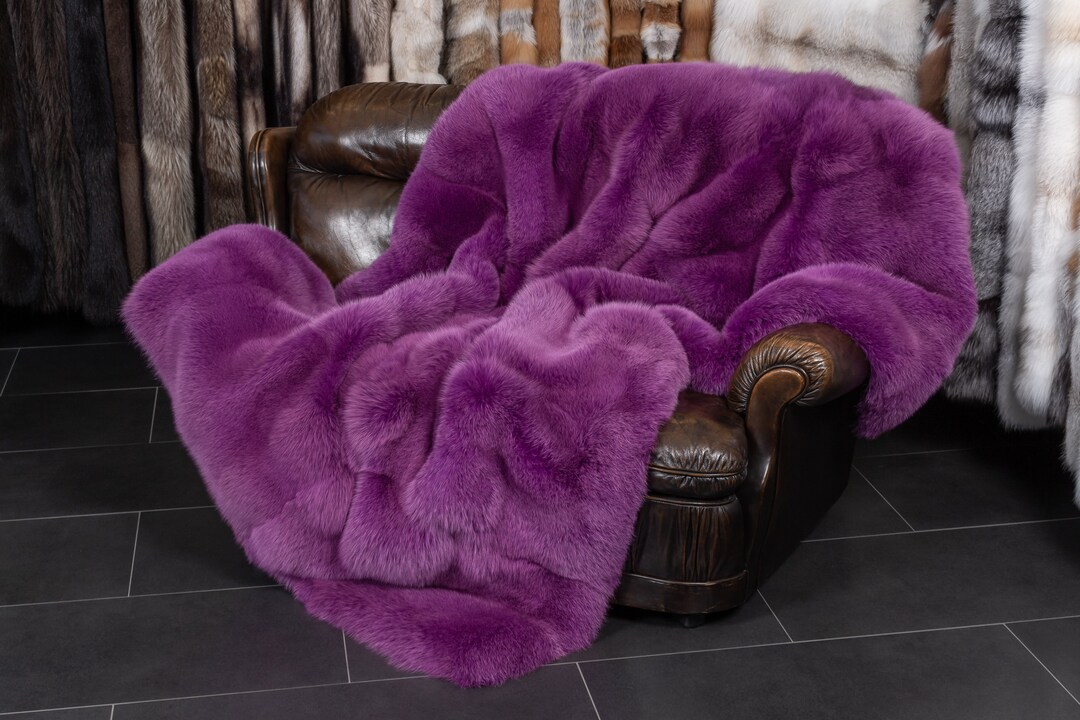 Scandinavian Shadow Fox Fur Throw in Pink SAGA Quality Fur - Etsy