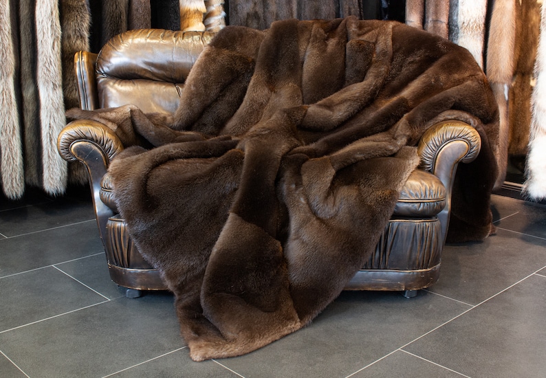 Premium Real Fur Blanket Made With Beaver Fur - Genuine Pelt Throw ...