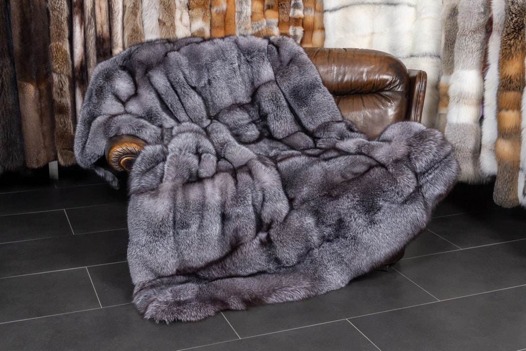 Blue Frost Fox Blanket With Black, Sheared Weasel Backing - Genuine Fur ...