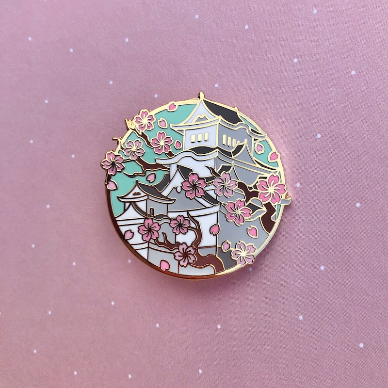 Japanese Enamel Pin - Etsy