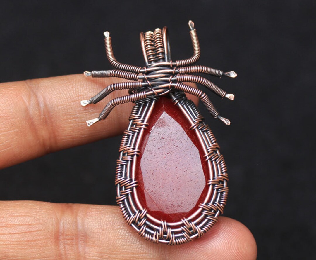 Red Jade Spider Pendant: Faceted Gemstone, Copper Wire Woven Jewelry - Etsy