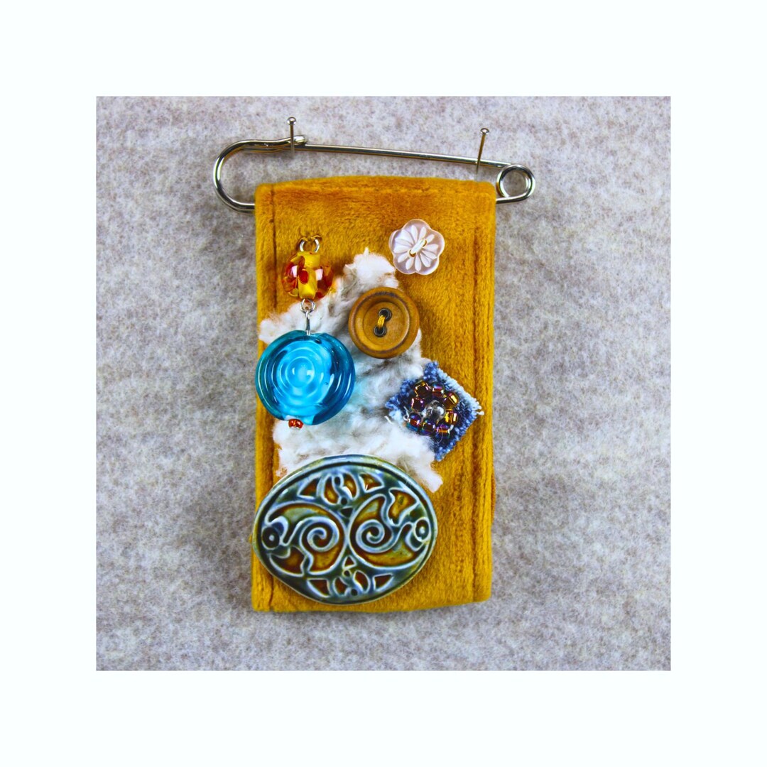 Cloth Brooch for Women, Art Deco Fabric Jewelry Art, Fabric Kilt Pin ...