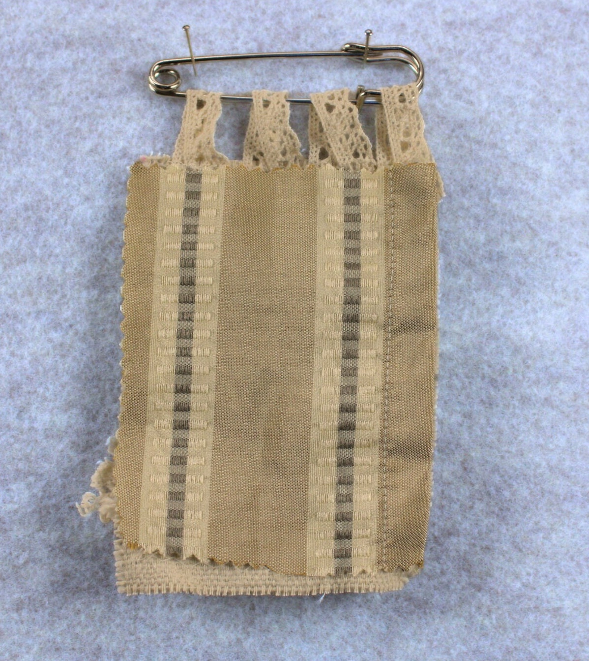 Fabric Cloth Brooch, Shabby Chic Fabric Jewelry Art, Fabric Kilt Pin, Upcycled Wearable Art ...