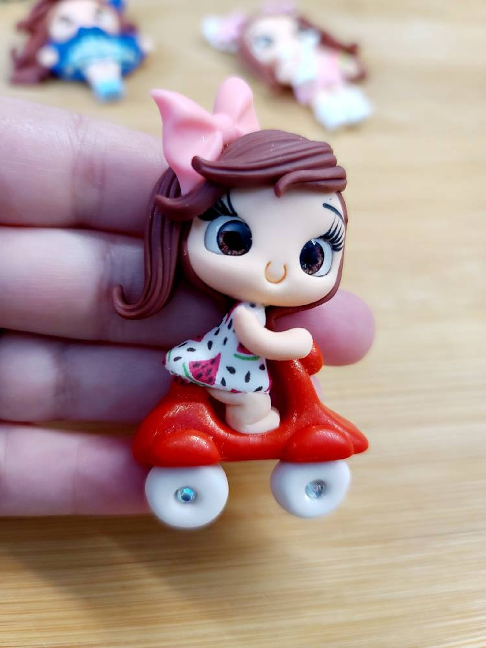 CLAYS, Bow Center, Clay Dolls, Bow Centerpieces, Clay Center for Bows ...