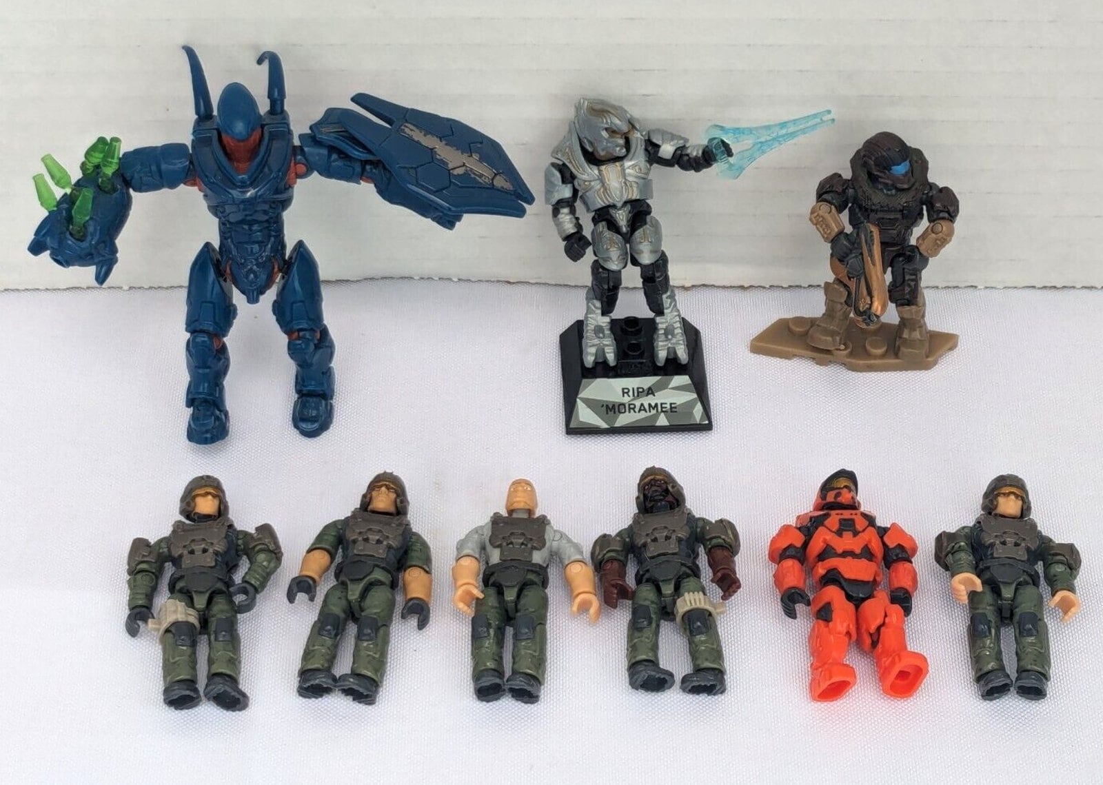 Halo Action Figure Lot of 9 Covenant Hunter Ripa Moramee Spartan Marine ...
