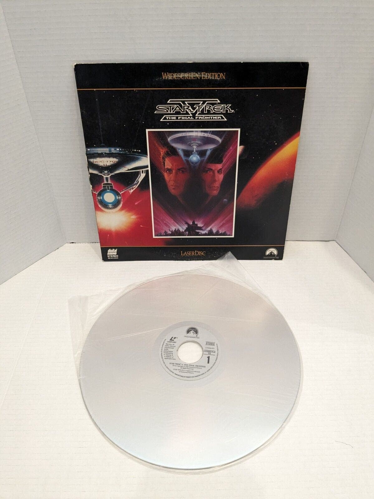 STAR TREK Laser Disc Lot the Final Frontier & the Under Cover Country ...