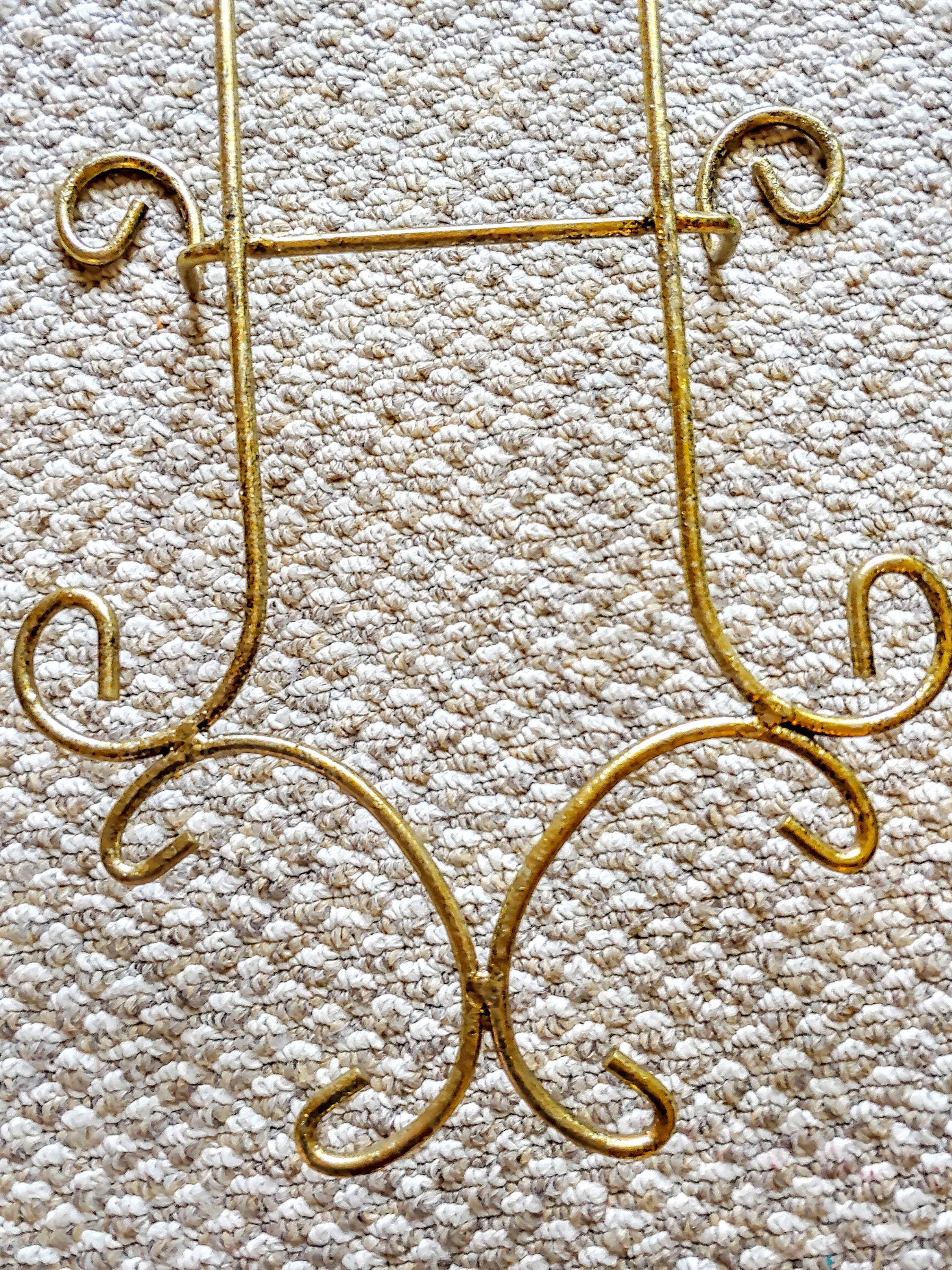 Stunning Metal Brass Wall Plate Holder Towel Holder Plate Rack Wall ...