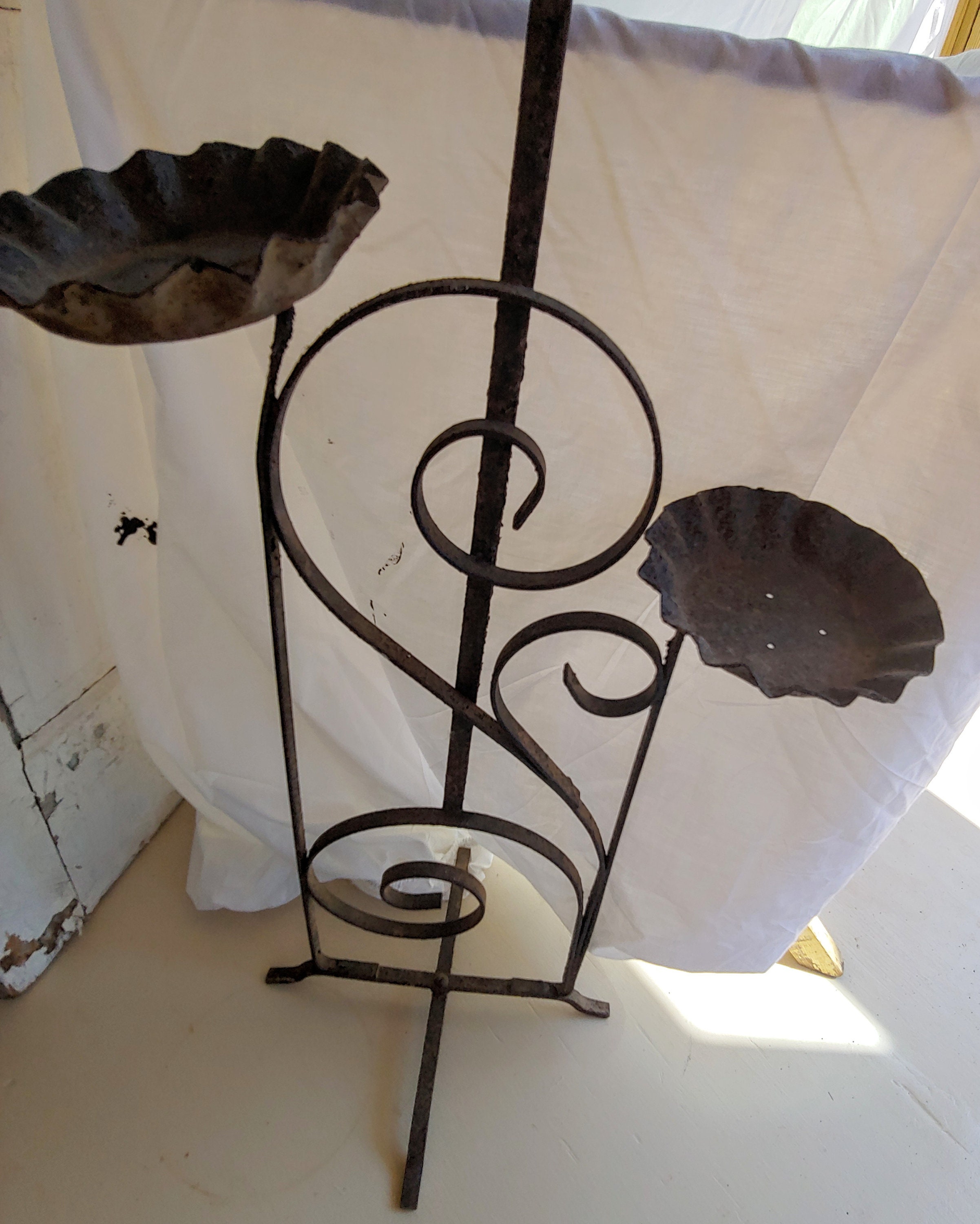 Stunning Chippy Rusty Antique Iron Metal Plant Stand Scroll | Etsy