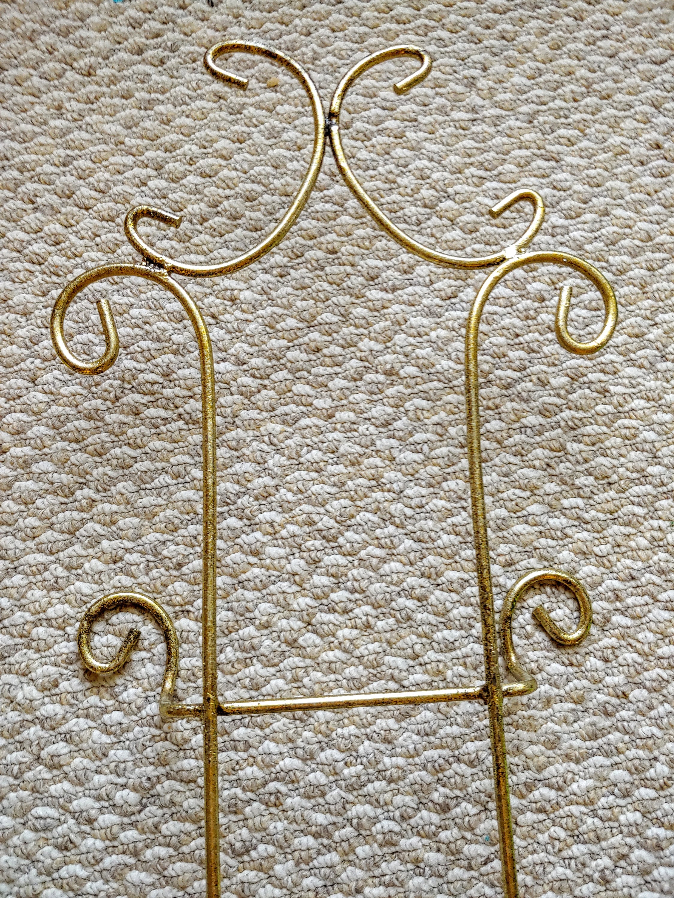 Stunning Metal Brass Wall Plate Holder Towel Holder Plate Rack Wall ...