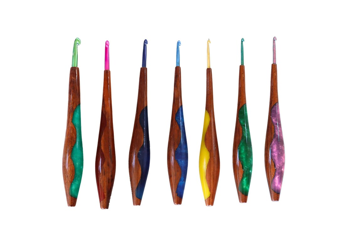 Resin Inlay Wooden Crochet Hook Set: Aluminum Tip, Ergonomic Handle - Etsy