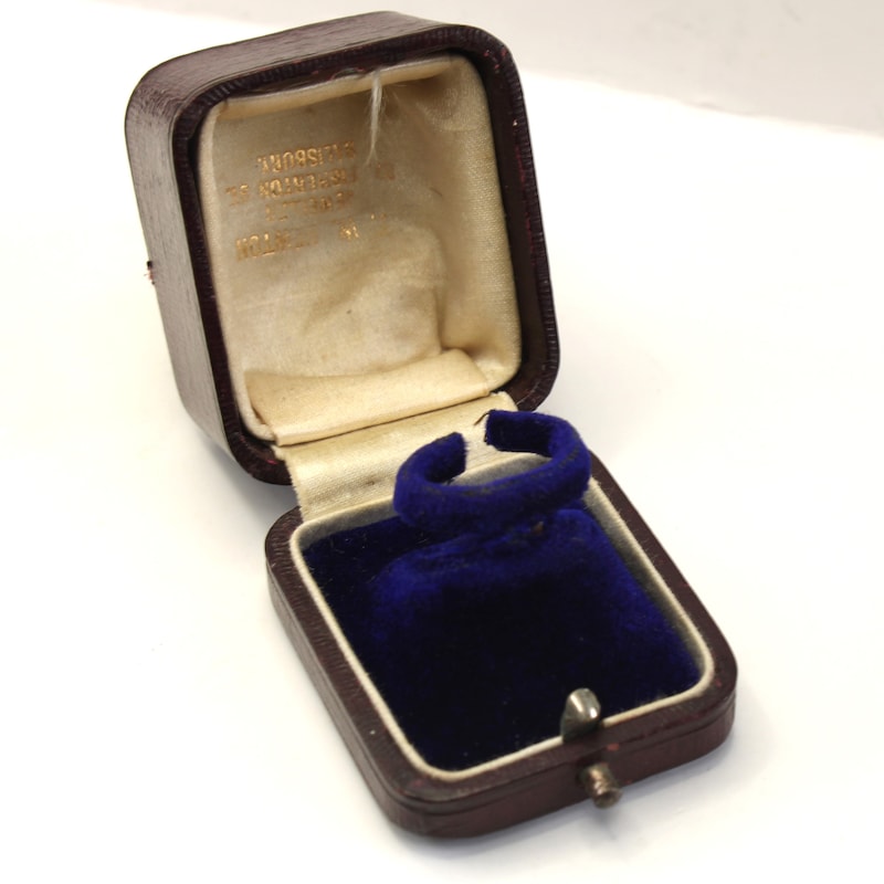 Antique Ring Box - Etsy