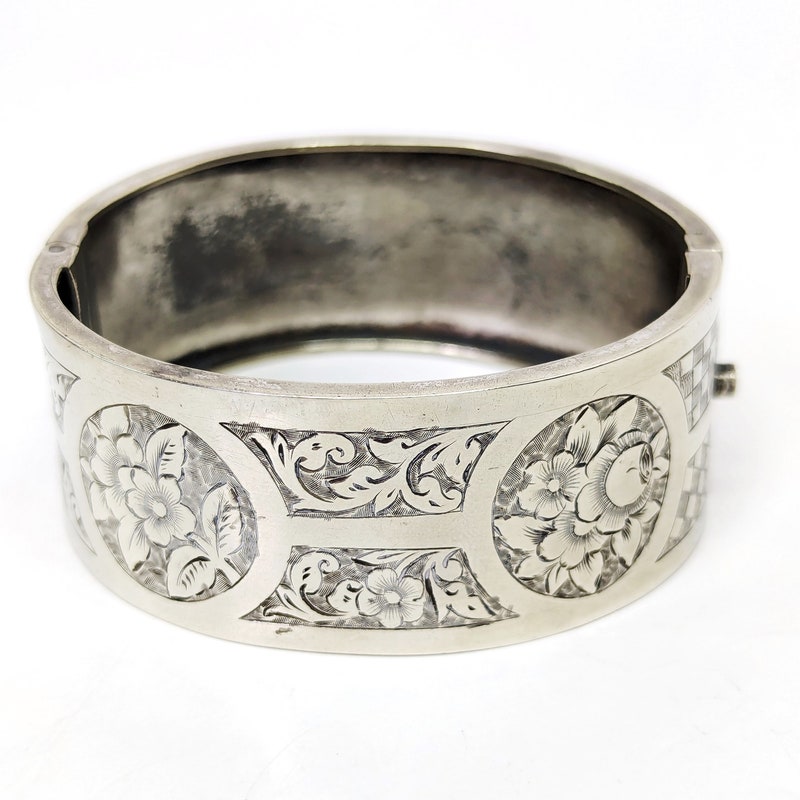 Victorian Bangle - Etsy
