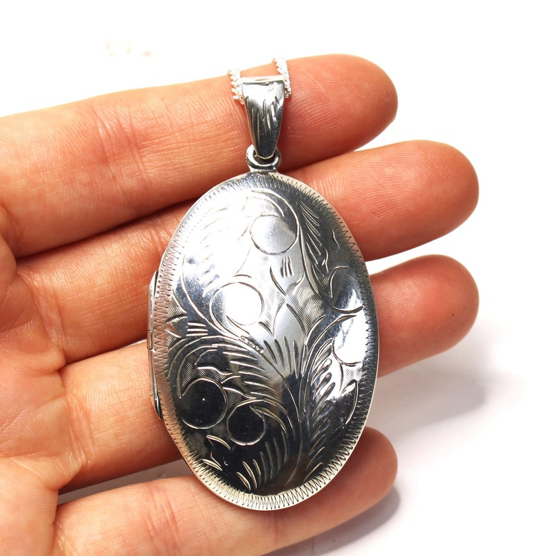Large Oval Locket - Etsy