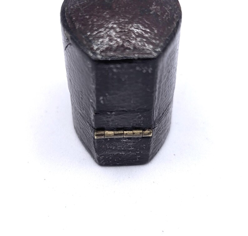 Antique | Victorian Lozenge Ring Box, Dark Brown Leather | T J Veale ...