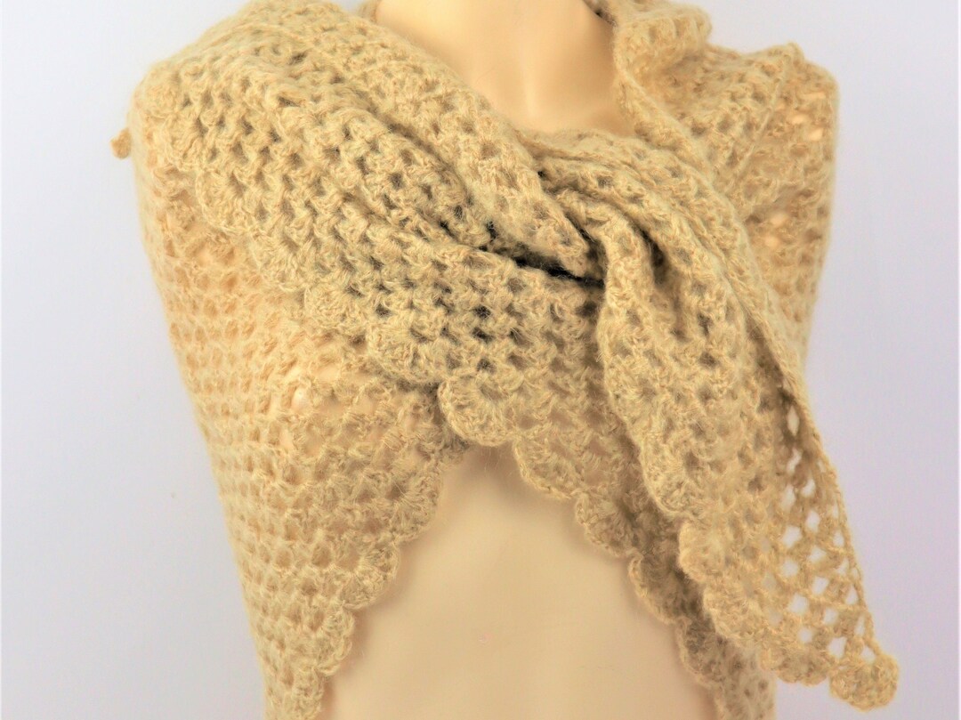Crochet Baktus Beige - Crochet Scarf Triangular - Ecru Triangular Shawl ...