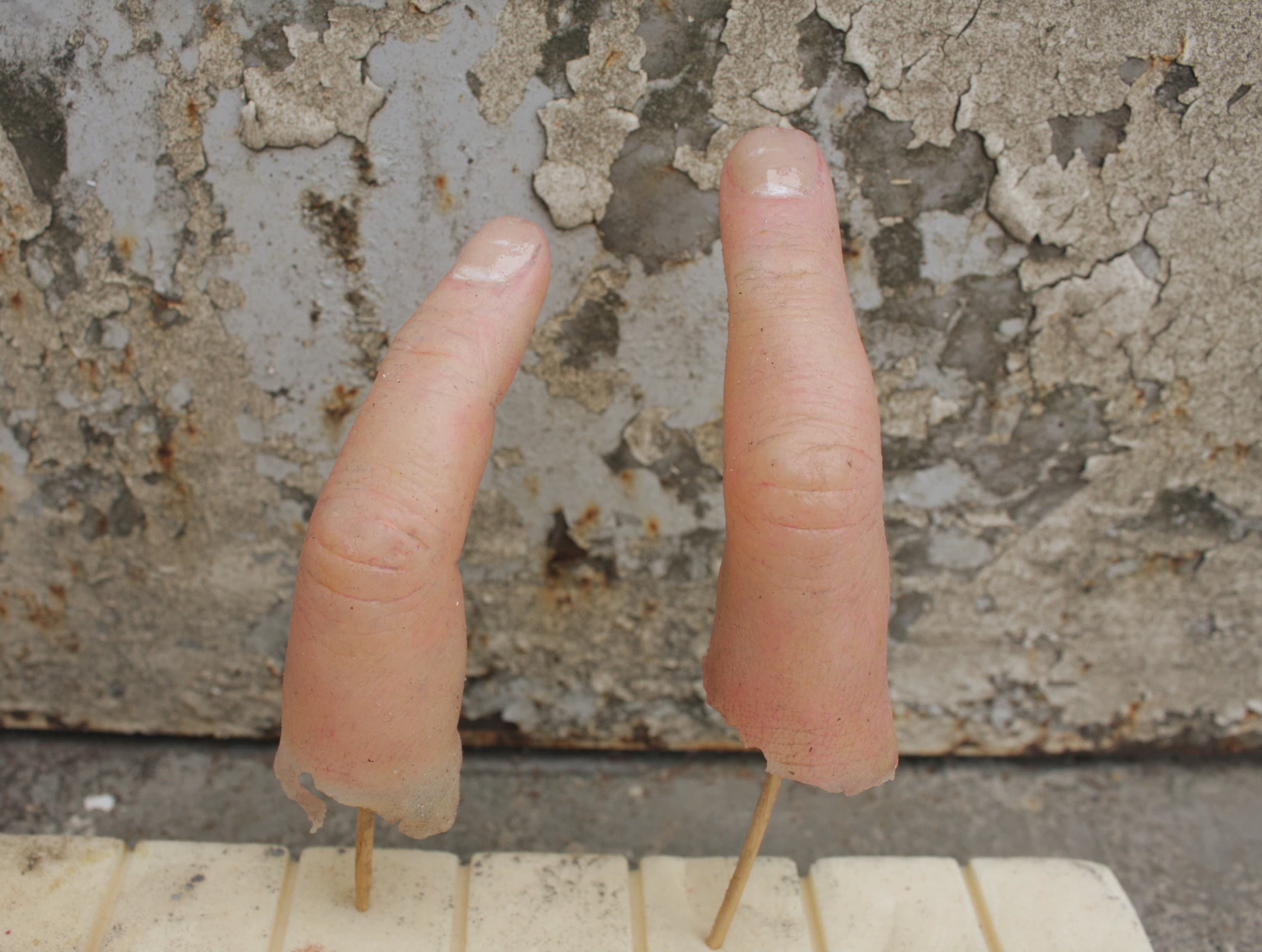 Severed Realistic Silicone Finger, Painted Prosthetic Finger Prop - Etsy
