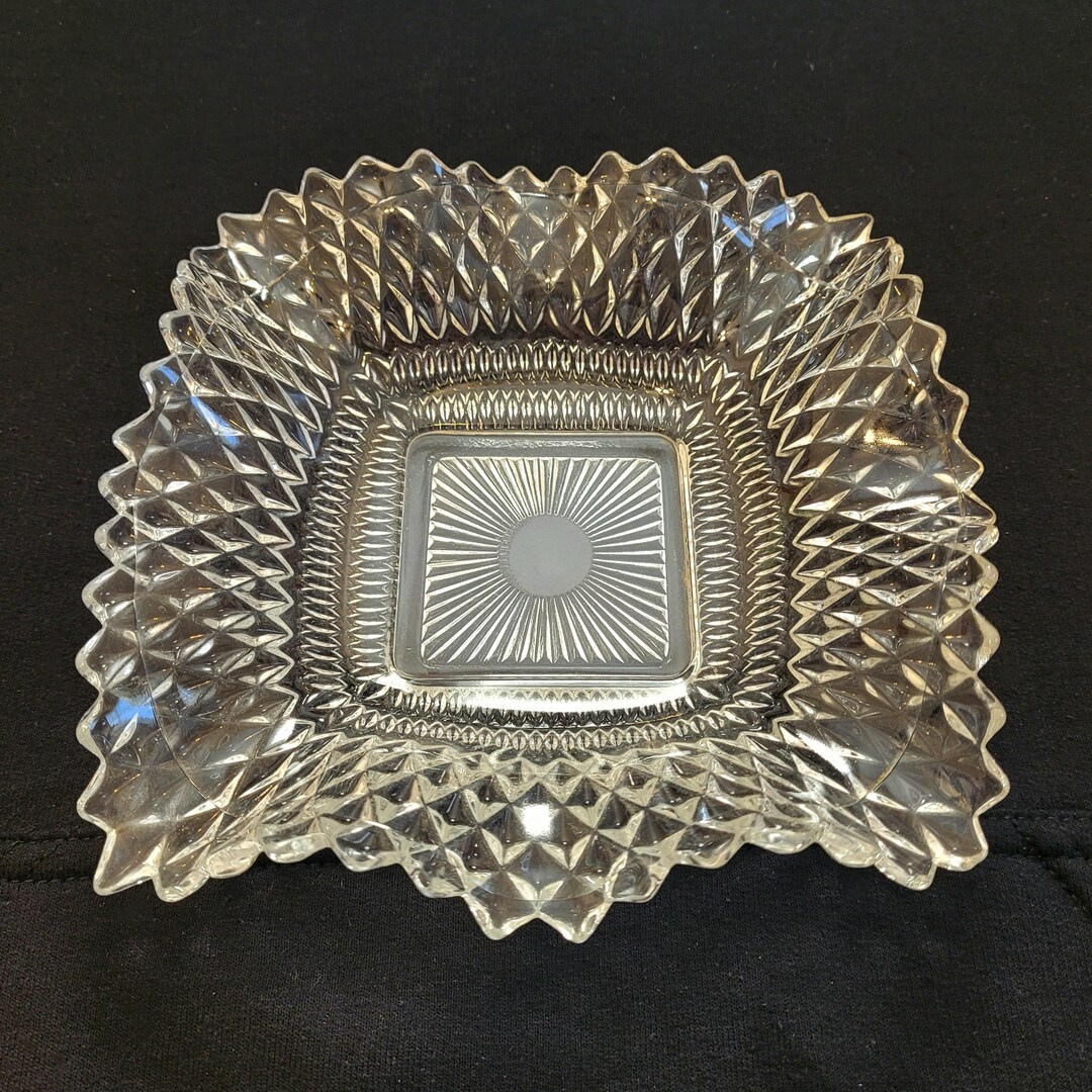 Vintage Trinket Dish Glass Diamond Texture Glassware Candy Dish Nut ...