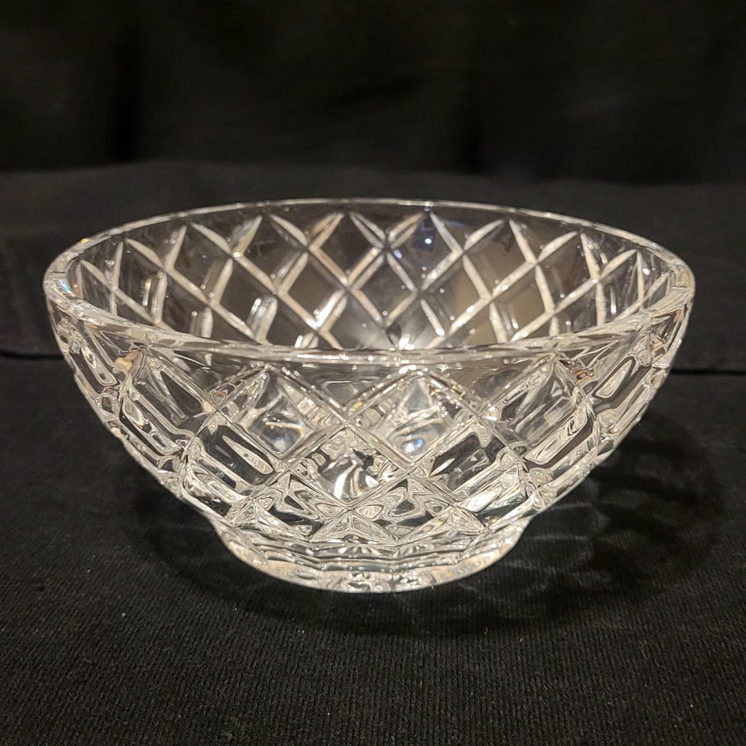 Small Bowl Crystal Glass Candy Dish Diamond Cut Texture Lattice Pattern ...