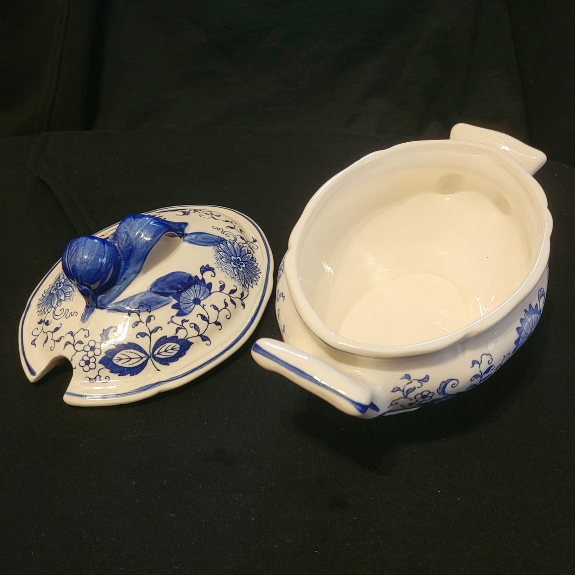 Vintage Tureen Boat 3 Piece Blue Onion Porcelain Decorative Dishware ...