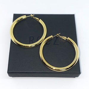 Etsy gold hoop earrings store