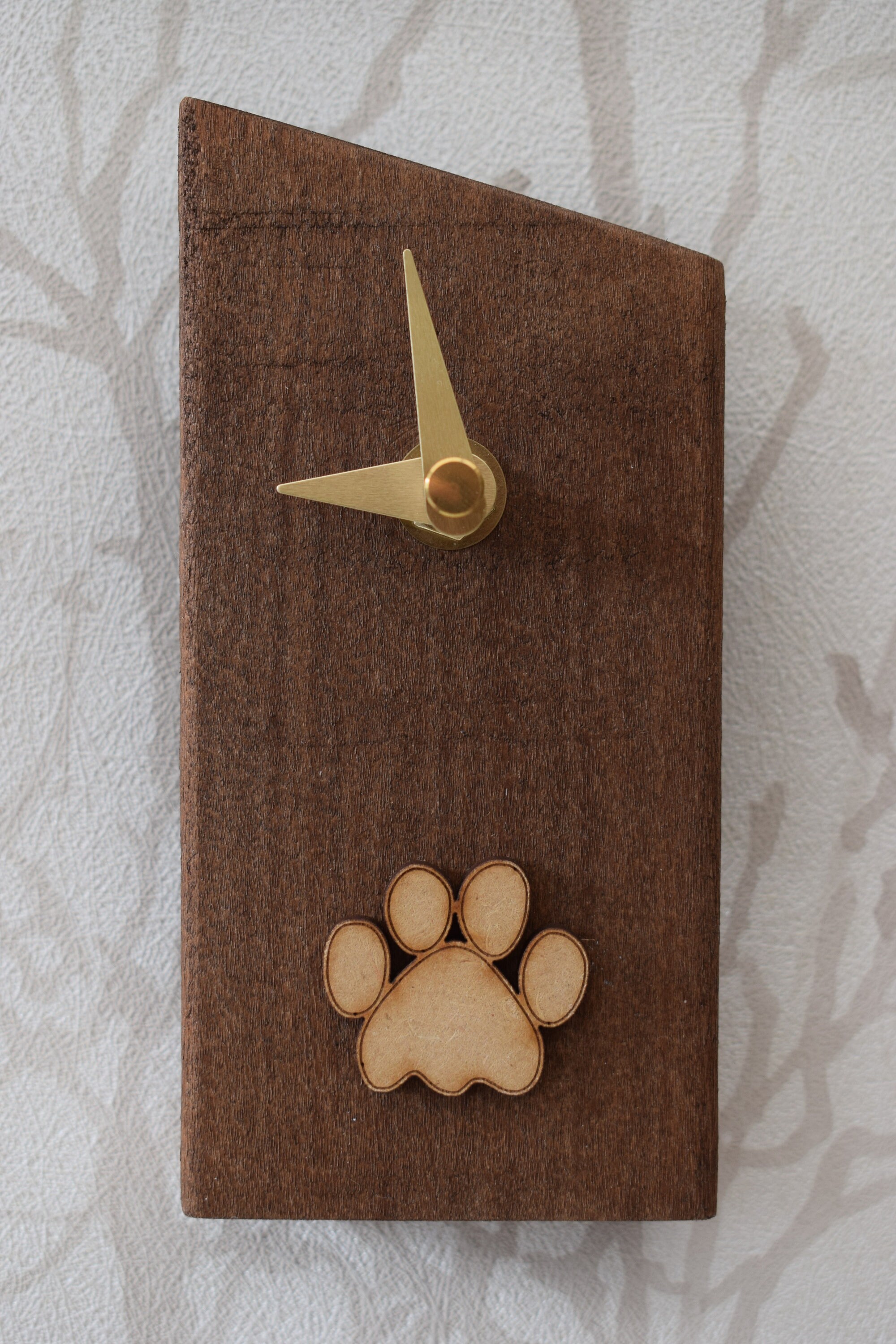 Reclaimed Pallet Wood Dog Paw Print Clock Free Standing or | Etsy UK