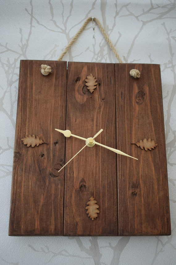 Reclaimed Pallet Wood Oak Leaves Leaf Clock | Etsy UK