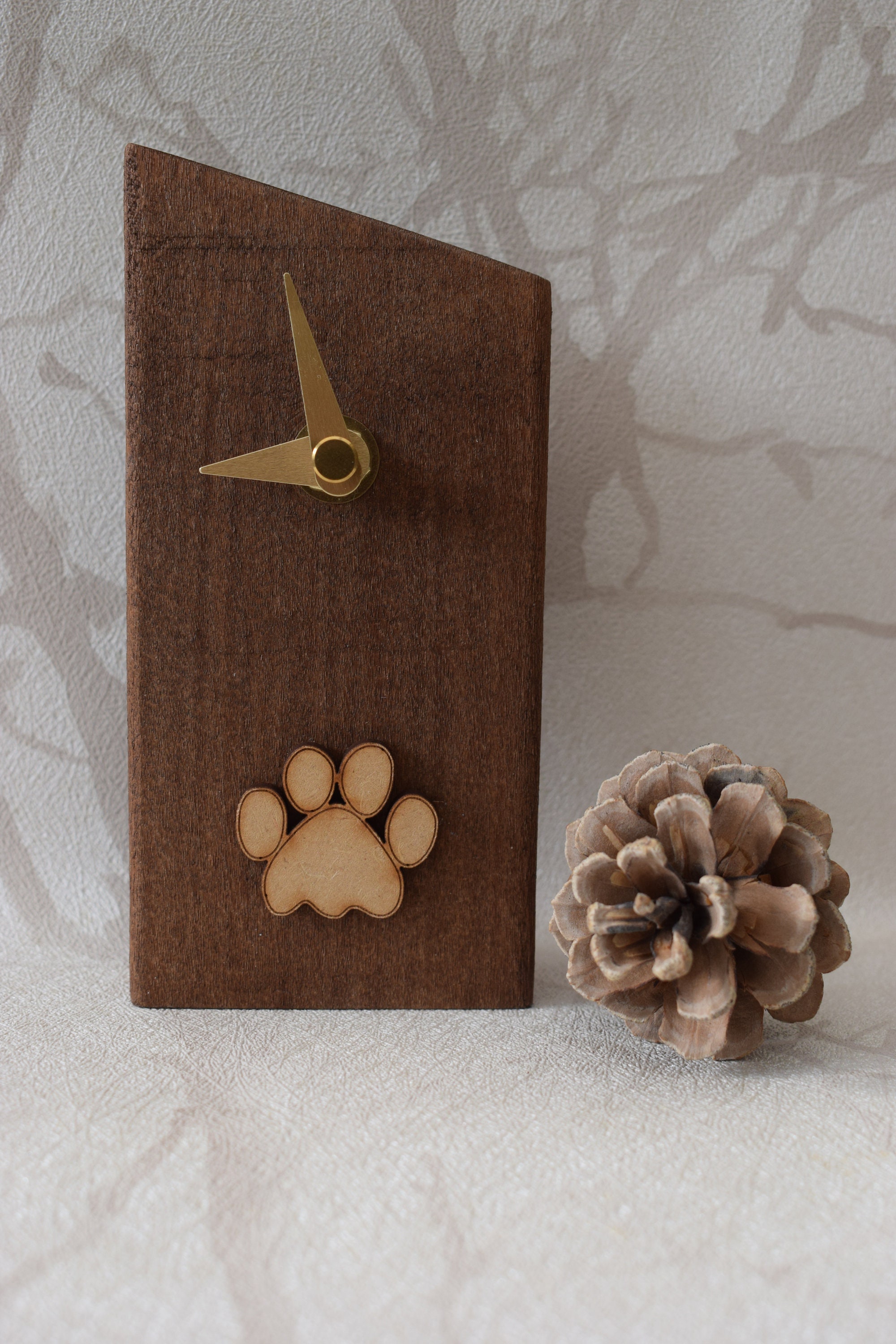 Reclaimed Pallet Wood Dog Paw Print Clock Free Standing or | Etsy UK